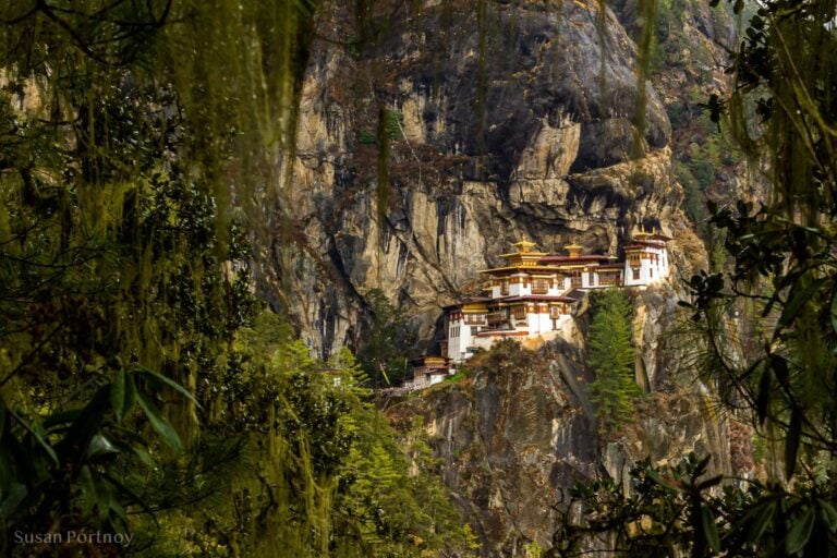 30 Breathtaking Views in the World Worth Traveling For